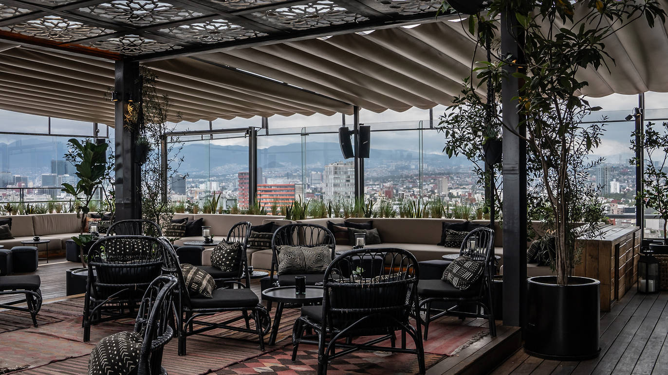 Supra, la nueva terraza de la Roma con cocina de Josefina Santacruz