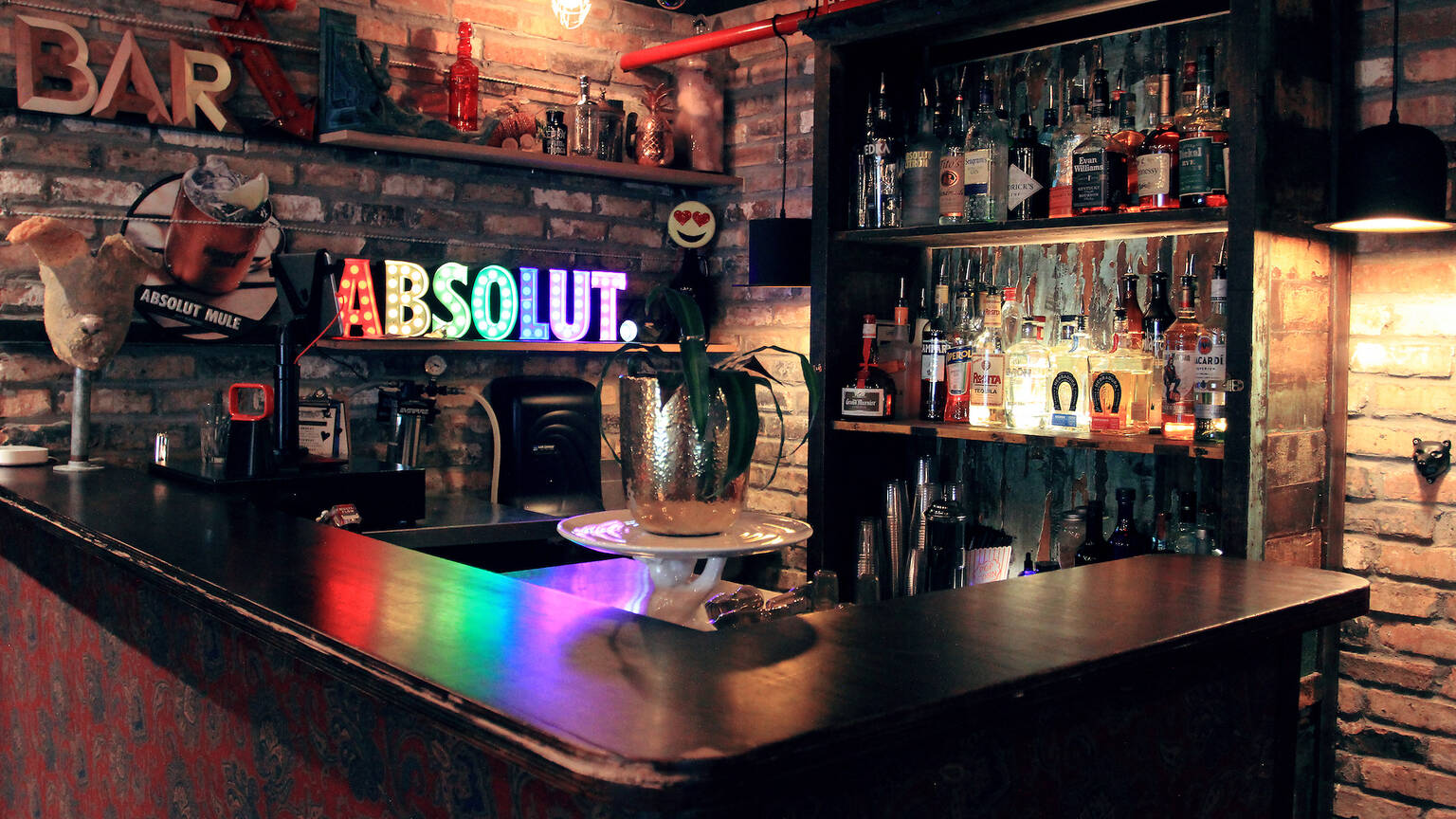 16 Best Miami Karaoke Bars and Nights To Take Your Shower Voice to the ...