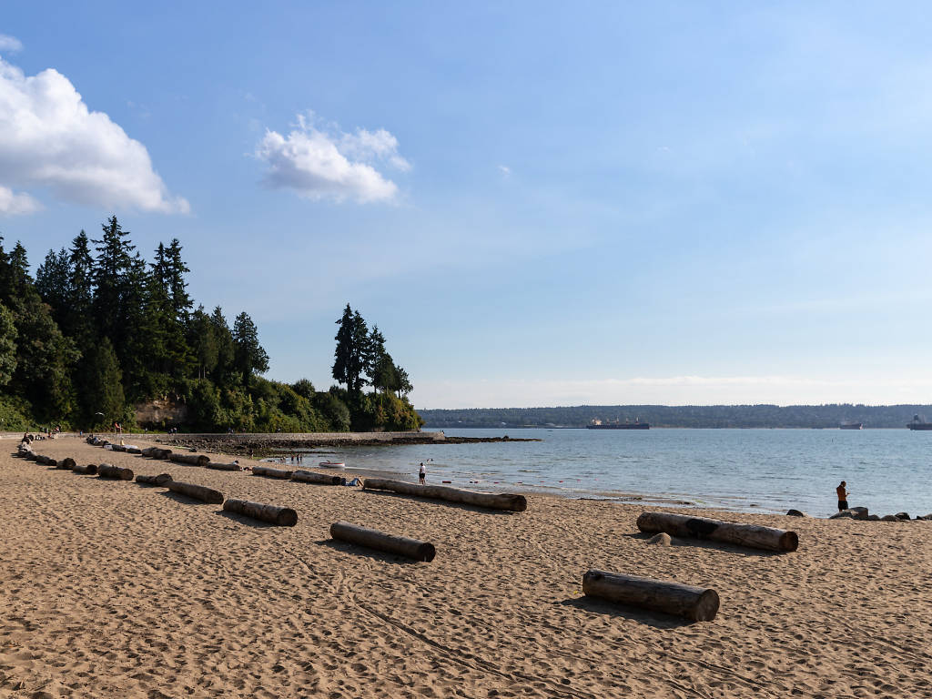 12 Best Beaches in Vancouver for Sunny Serenity