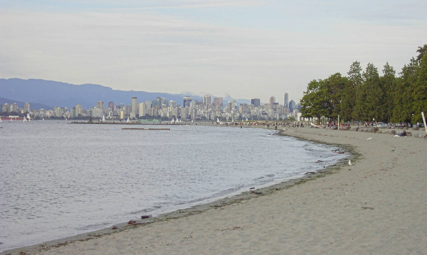 12 Best Beaches in Vancouver for Sunny Serenity
