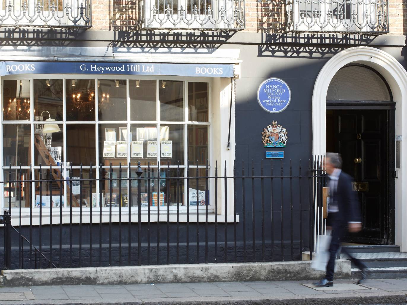 28 Brilliant Bookshops in London