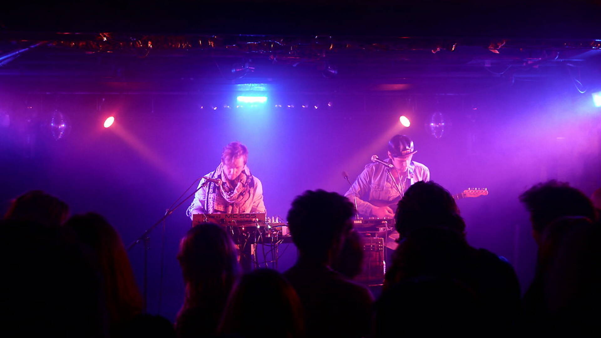 13 Best Nightlife Spots in Vancouver 2023