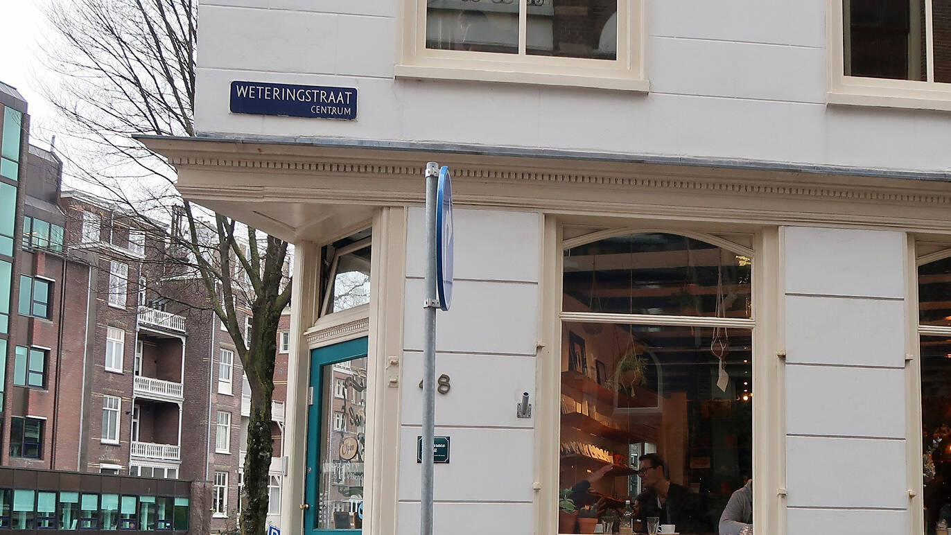 12 Best Cafés in Amsterdam for Coffee and Cakes, By A Local
