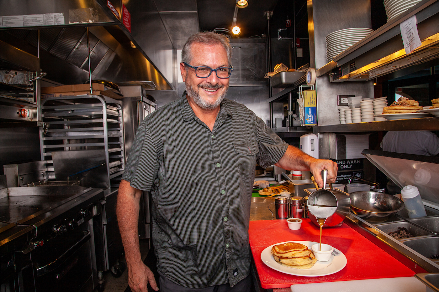 Chef Neil Kleinberg Talks Subway Fights, Kitchen Woes, More