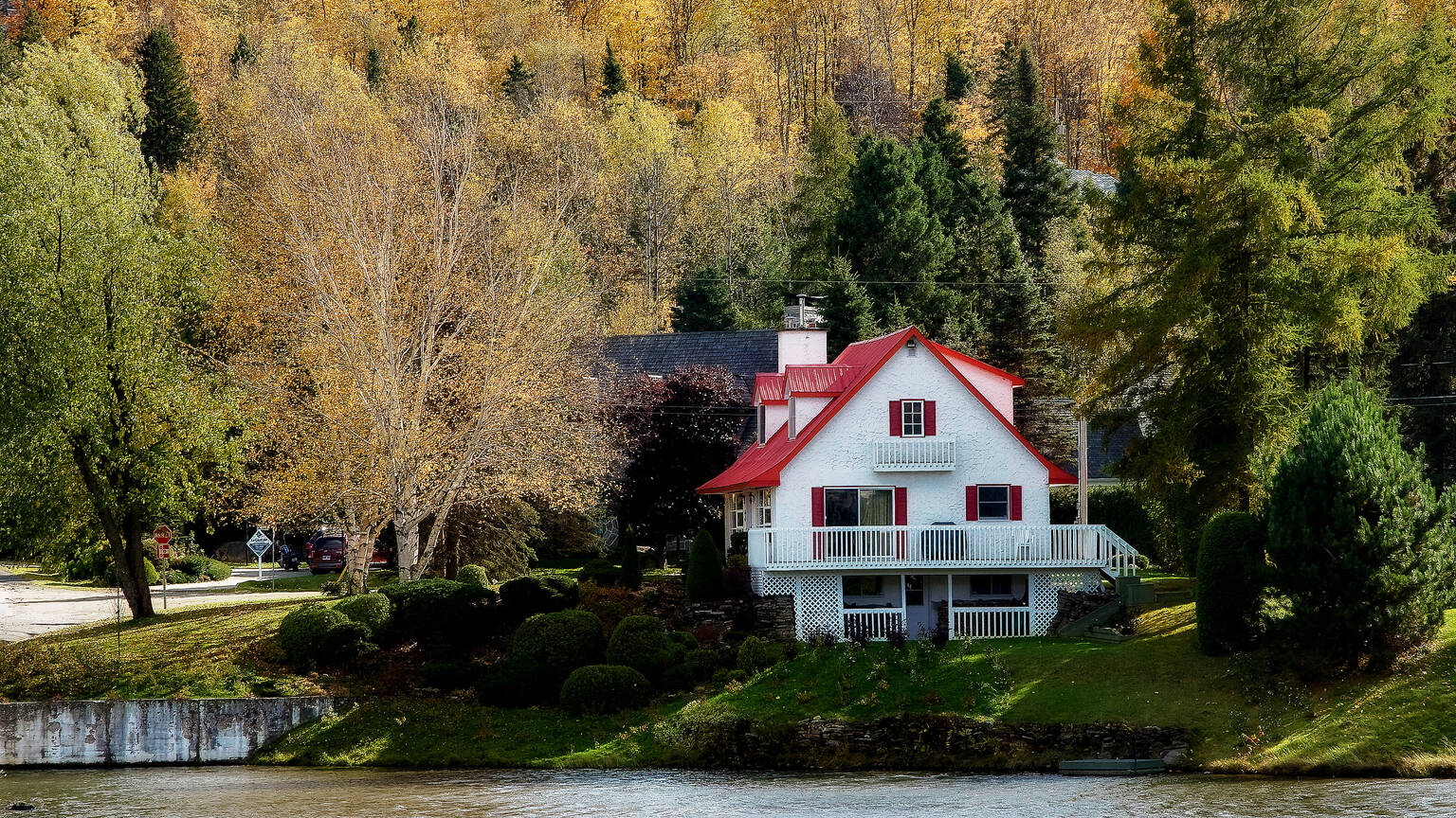 19 Best Weekend Getaways from Montreal to Rest and Refresh