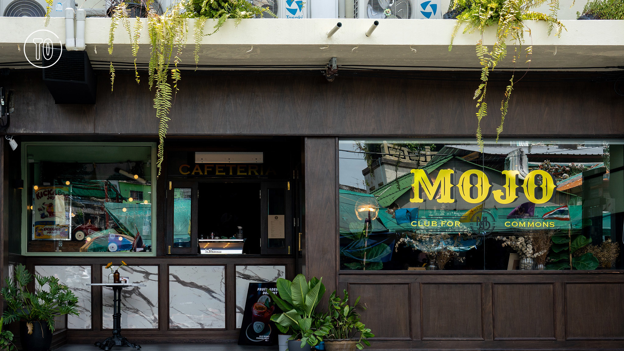 Mojo Old Town | Restaurants in Rattanakosin, Bangkok