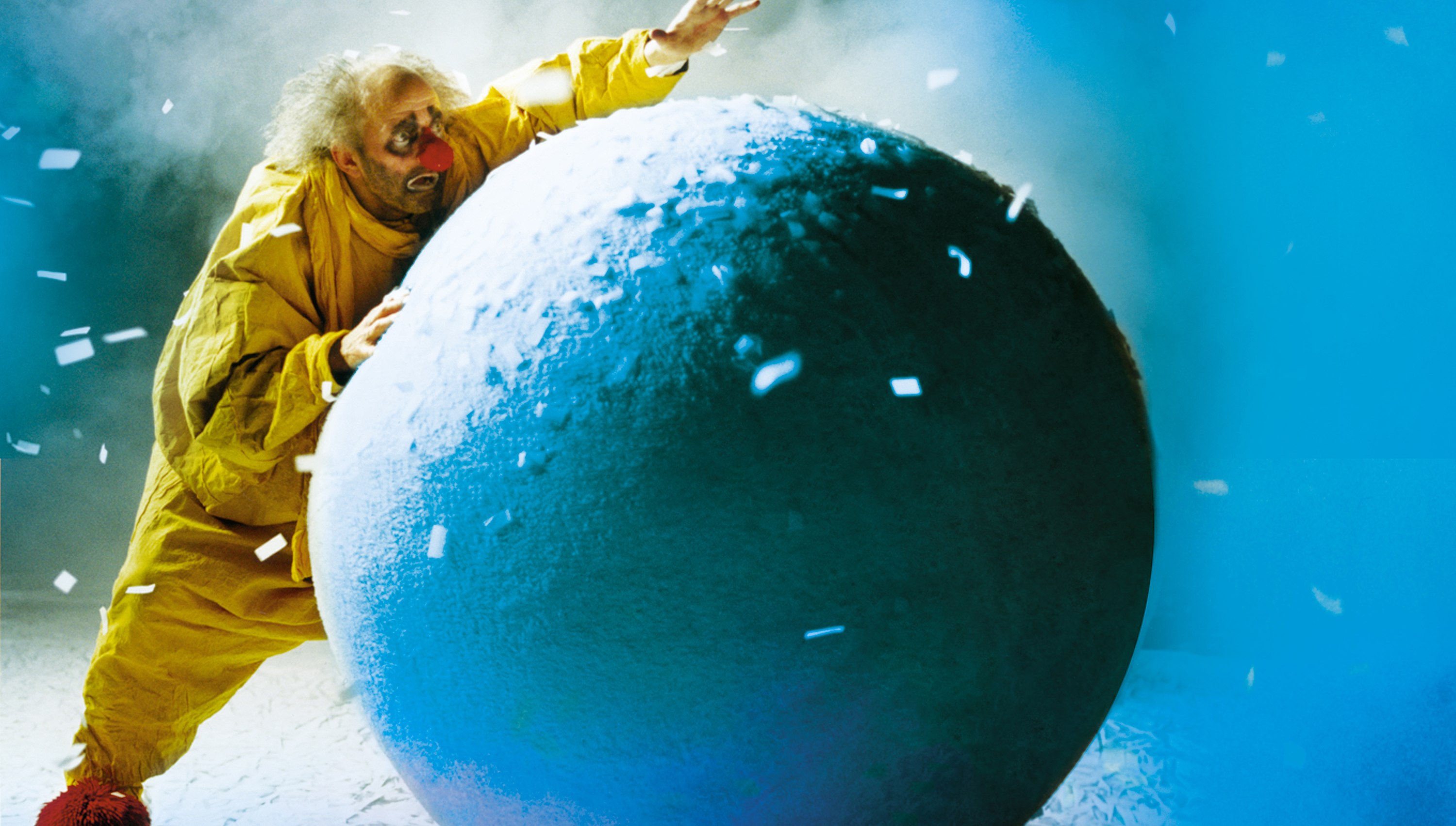 Slava's Snowshow Review: Clowning Around in the Snow