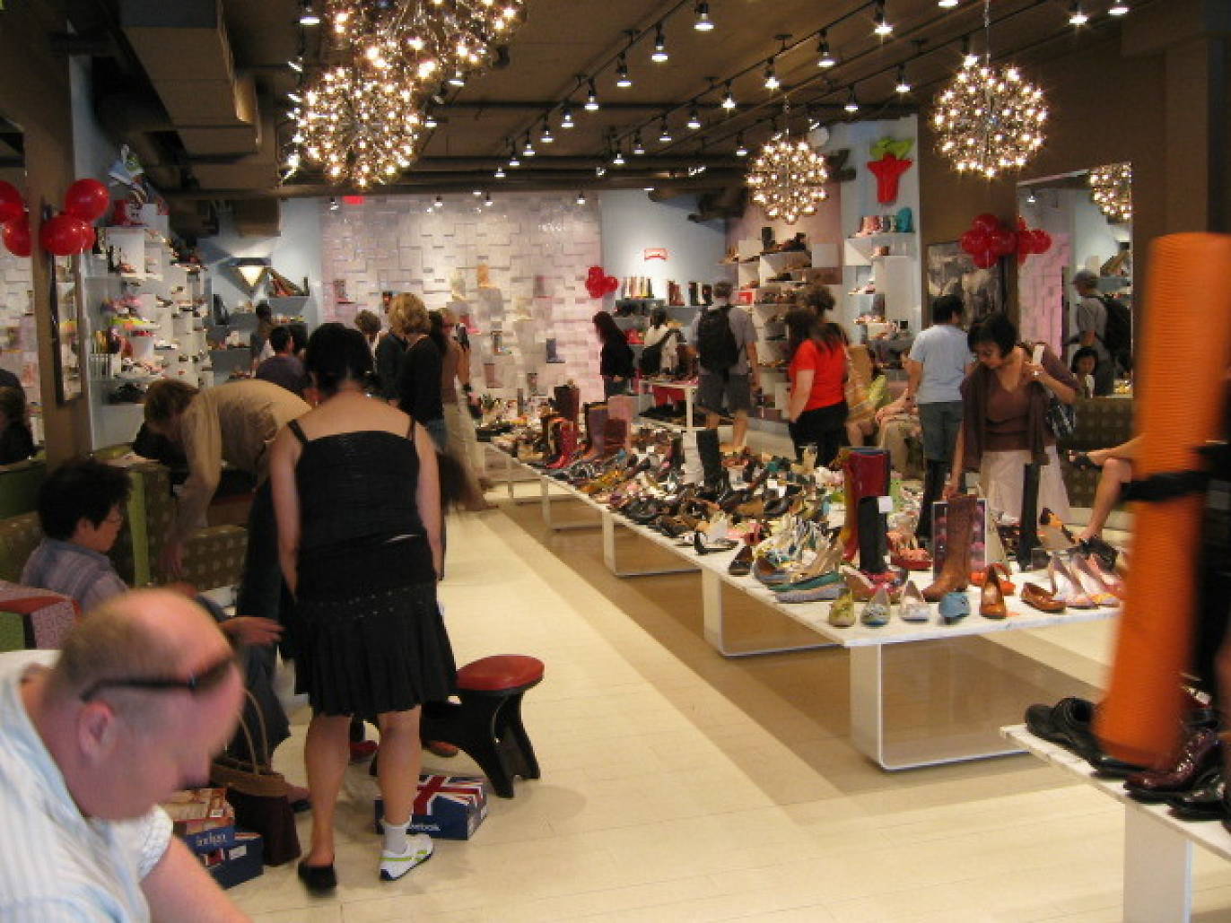 19 Best Places to Go Shopping in Vancouver