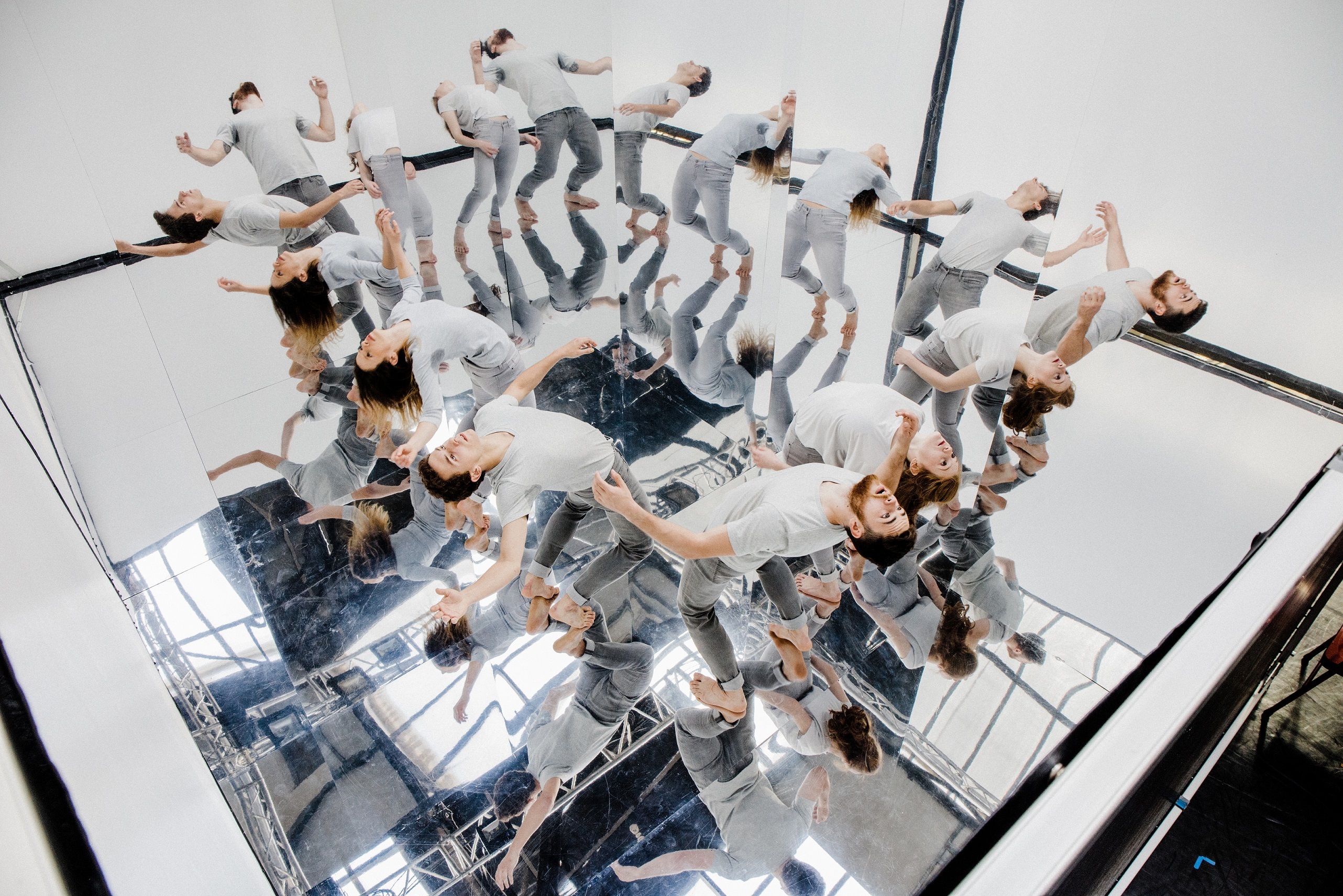 DU: The Future Bursts In | Dance in London