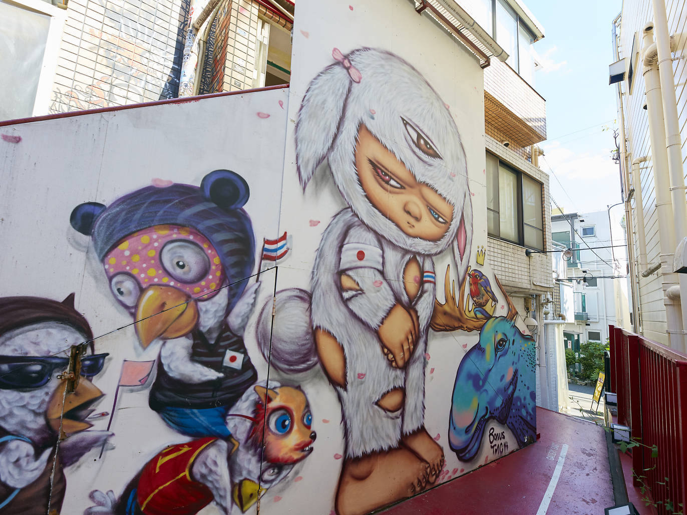 Best graffiti to see in Tokyo, from street art to wall murals and tags ...