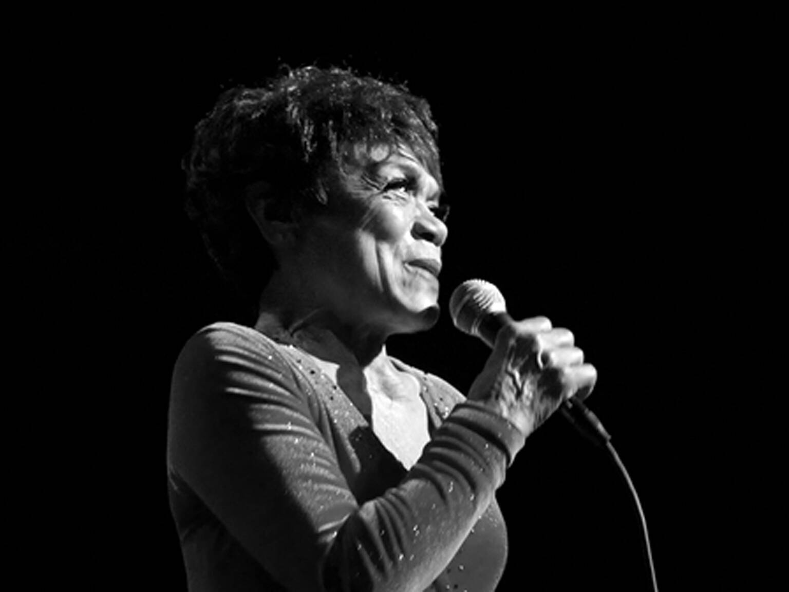 20 Best Songs About Paris, from Edith Piaf to Jay-Z