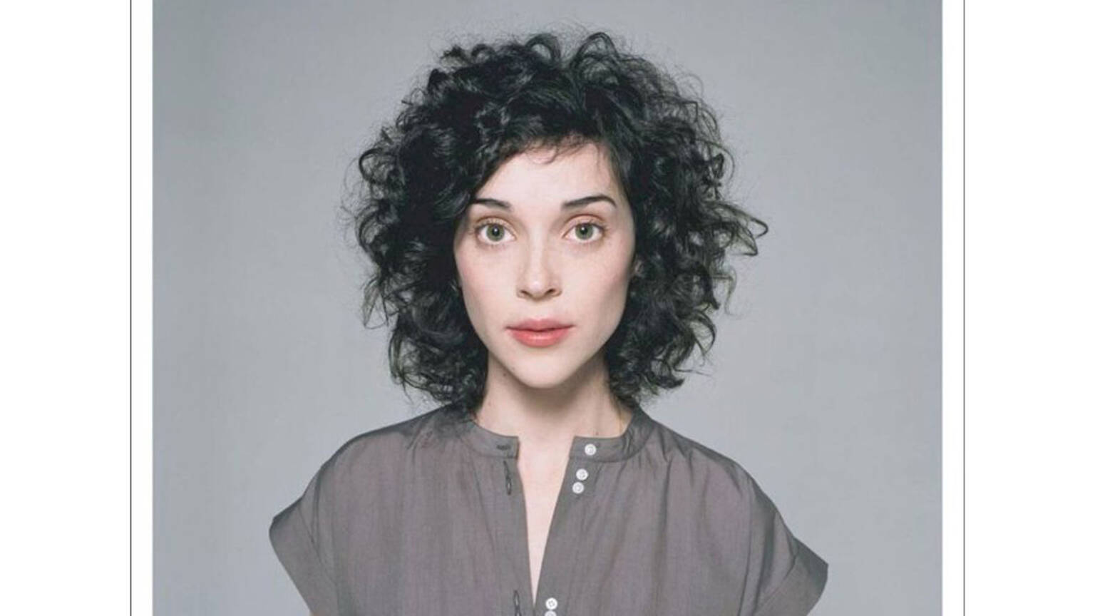 20 Best Songs About Paris, from Edith Piaf to Jay-Z