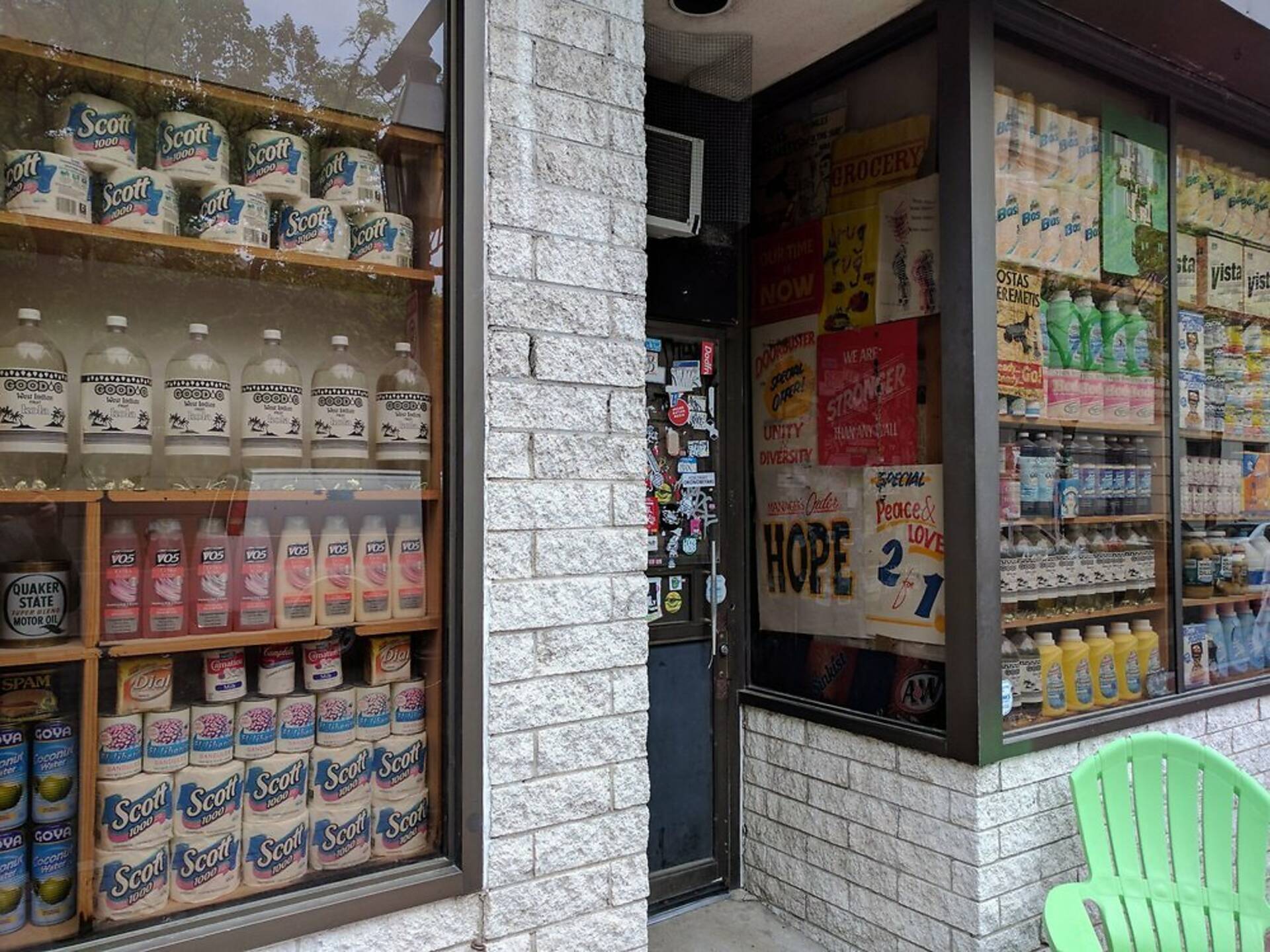 Best Shopping in Boston: 13 Shops for Fashion, Gifts & More