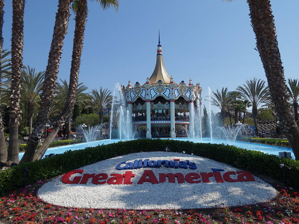 11 Best Amusement Parks in California for Thrill-Seekers