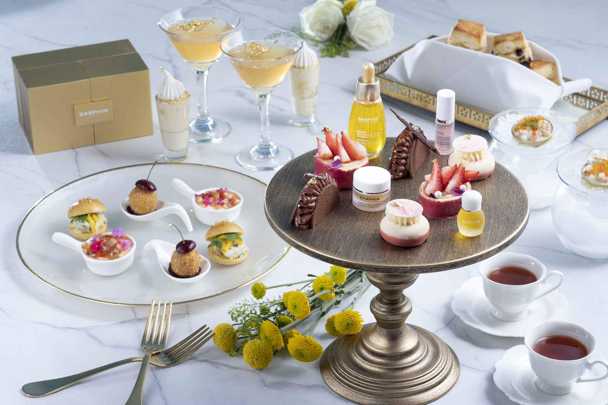 A Touch of Gold Afternoon Tea | Things to do in Hong Kong