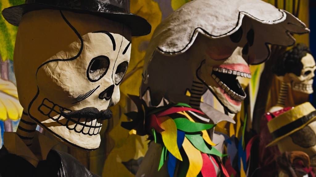 ¡Calacas a la obra!