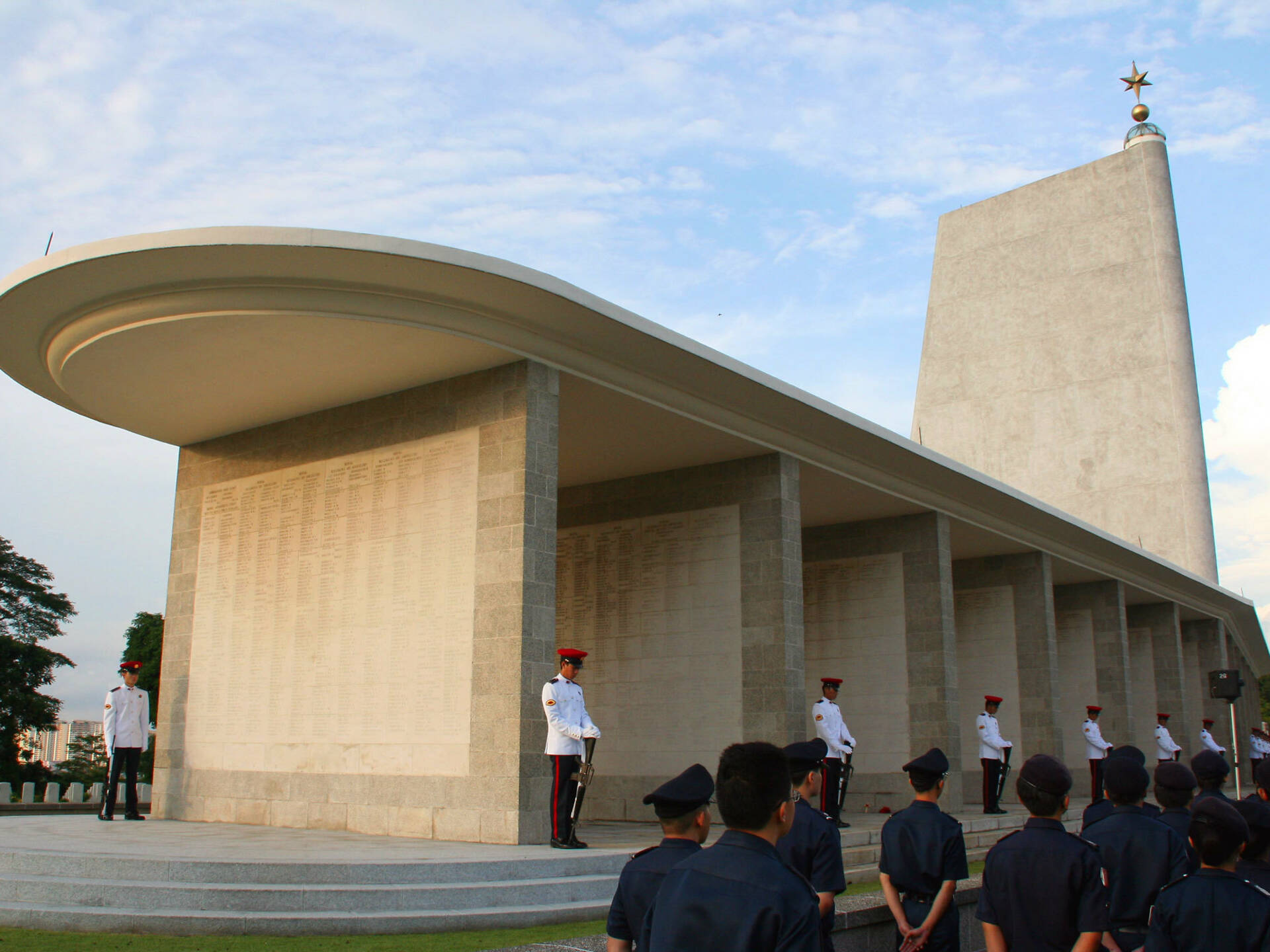 9 Heritage Cemeteries in Singapore To Visit