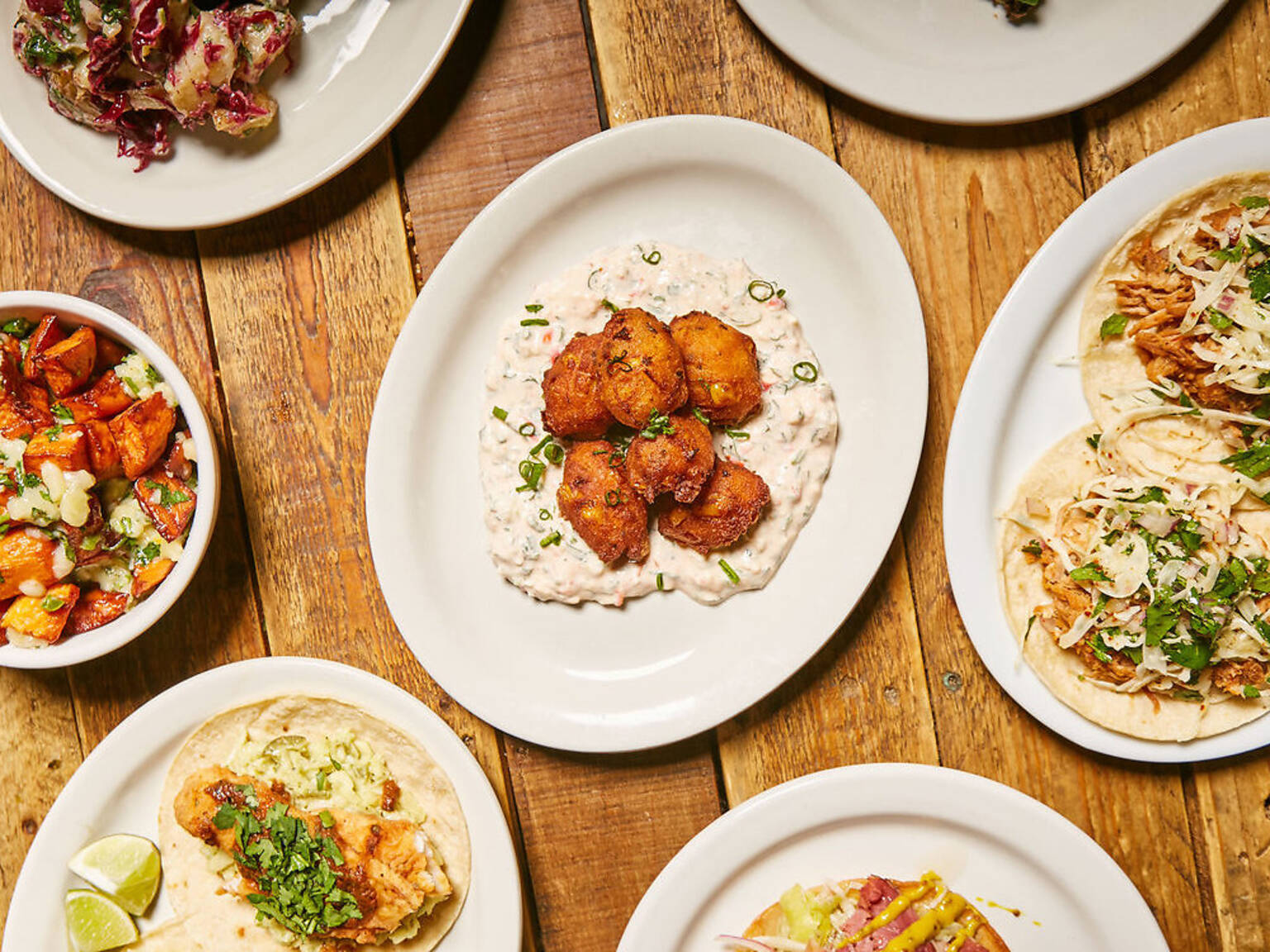 15 Best Mexican Restaurants in Montreal to Chow Down at Tonight
