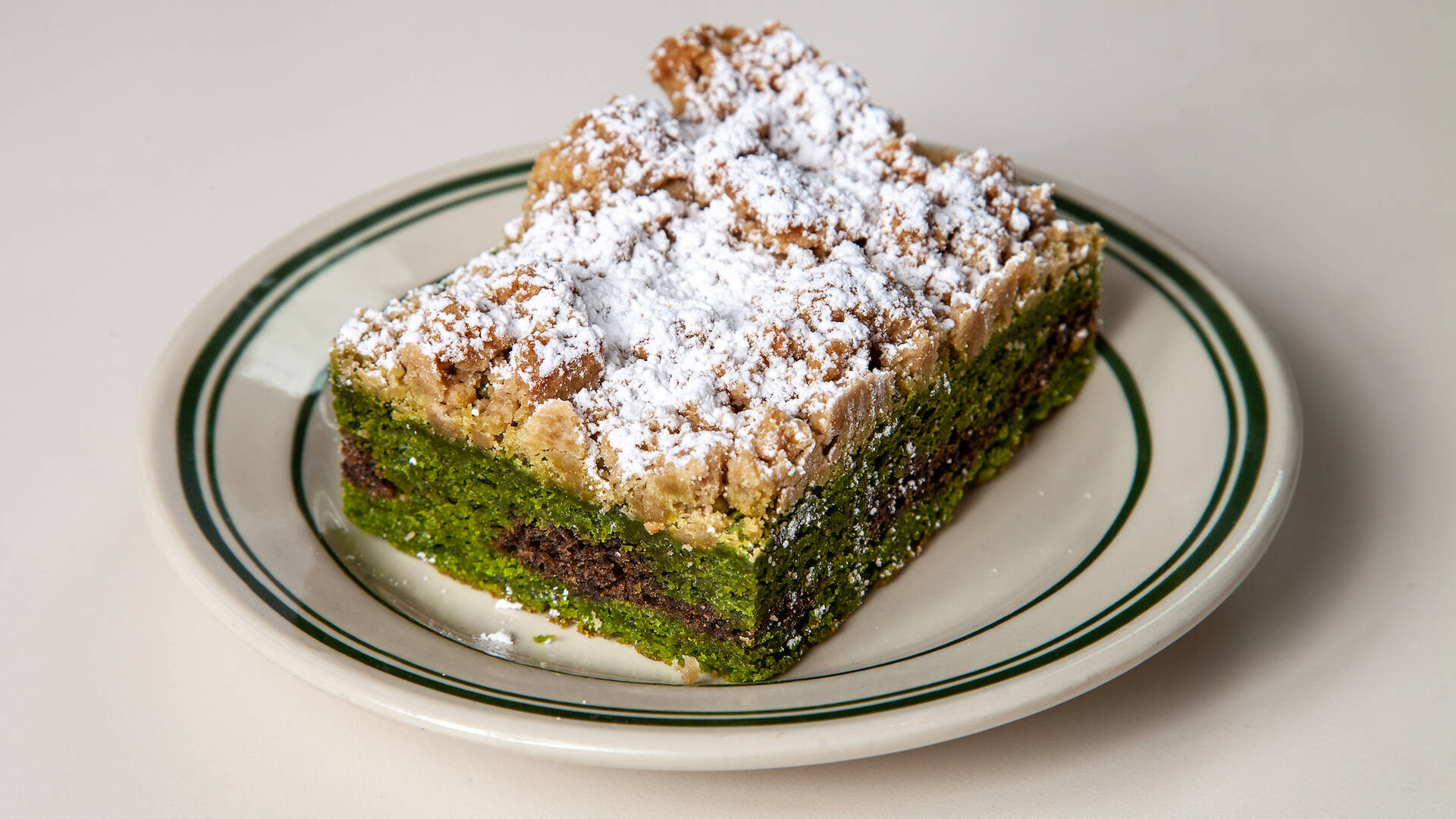 Golden Diner | Restaurants in Two Bridges, New York