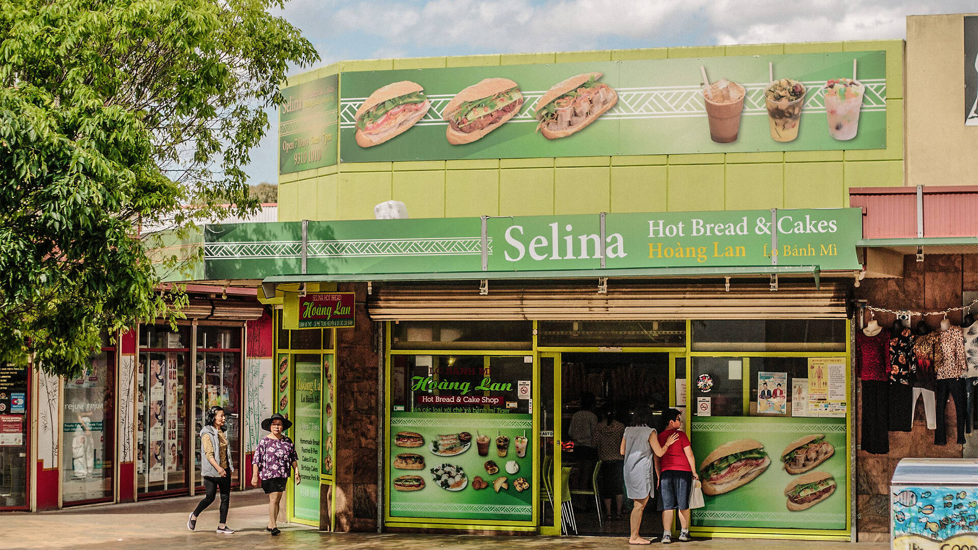 Selina Hot Bread | Restaurants in Sunshine, Melbourne