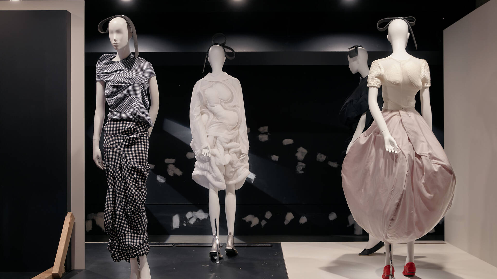 Collecting Comme | Art in Melbourne