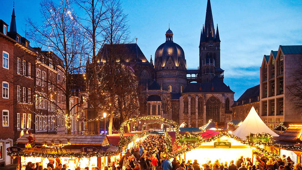 17 Best Christmas Markets in Europe To Visit For This Winter