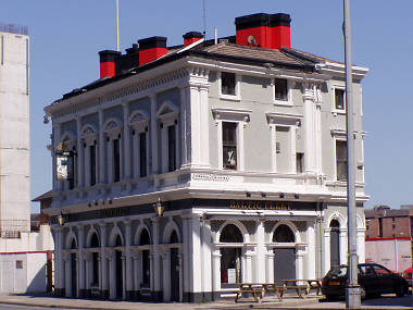 12 Best Pubs in Liverpool Right Now