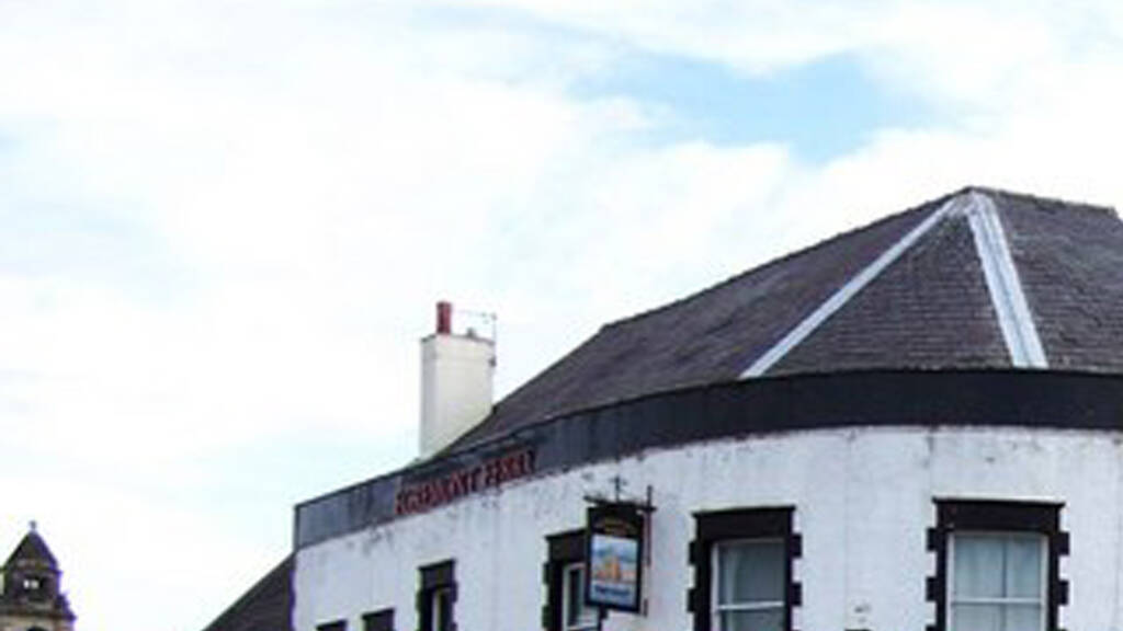 13 Best Pubs In Liverpool For Pints And Good Times