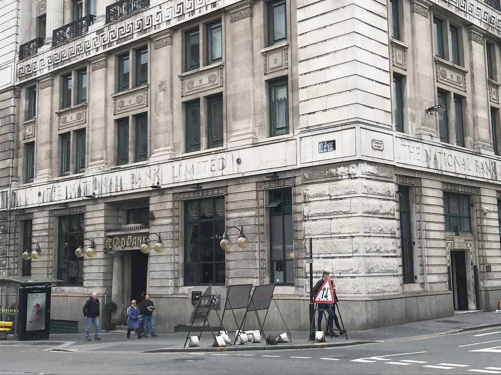 13 Best Pubs In Liverpool For Pints And Good Times