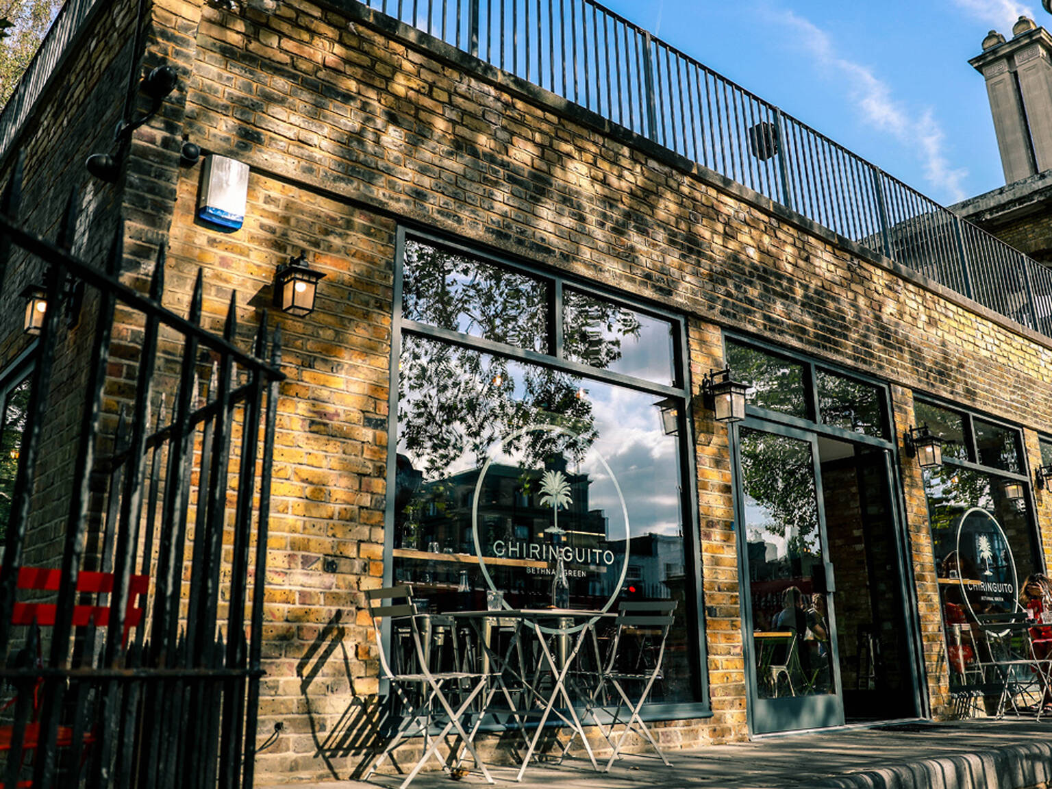 8 Surprising London Bars in Public Toilets