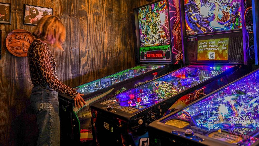 Moon Dog World review