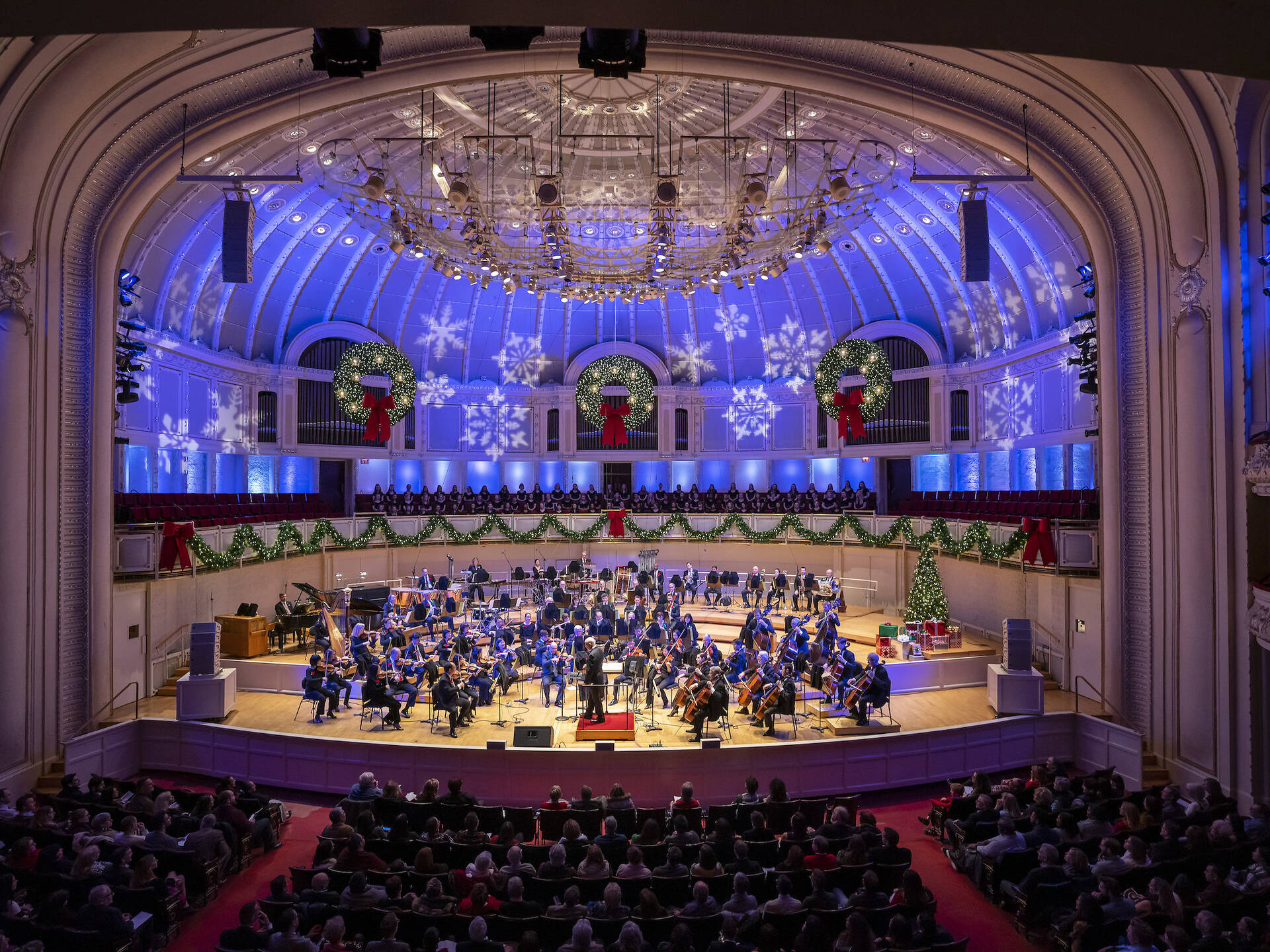 18 Festive Christmas Concerts in Chicago to Get Into the Holiday Spirit