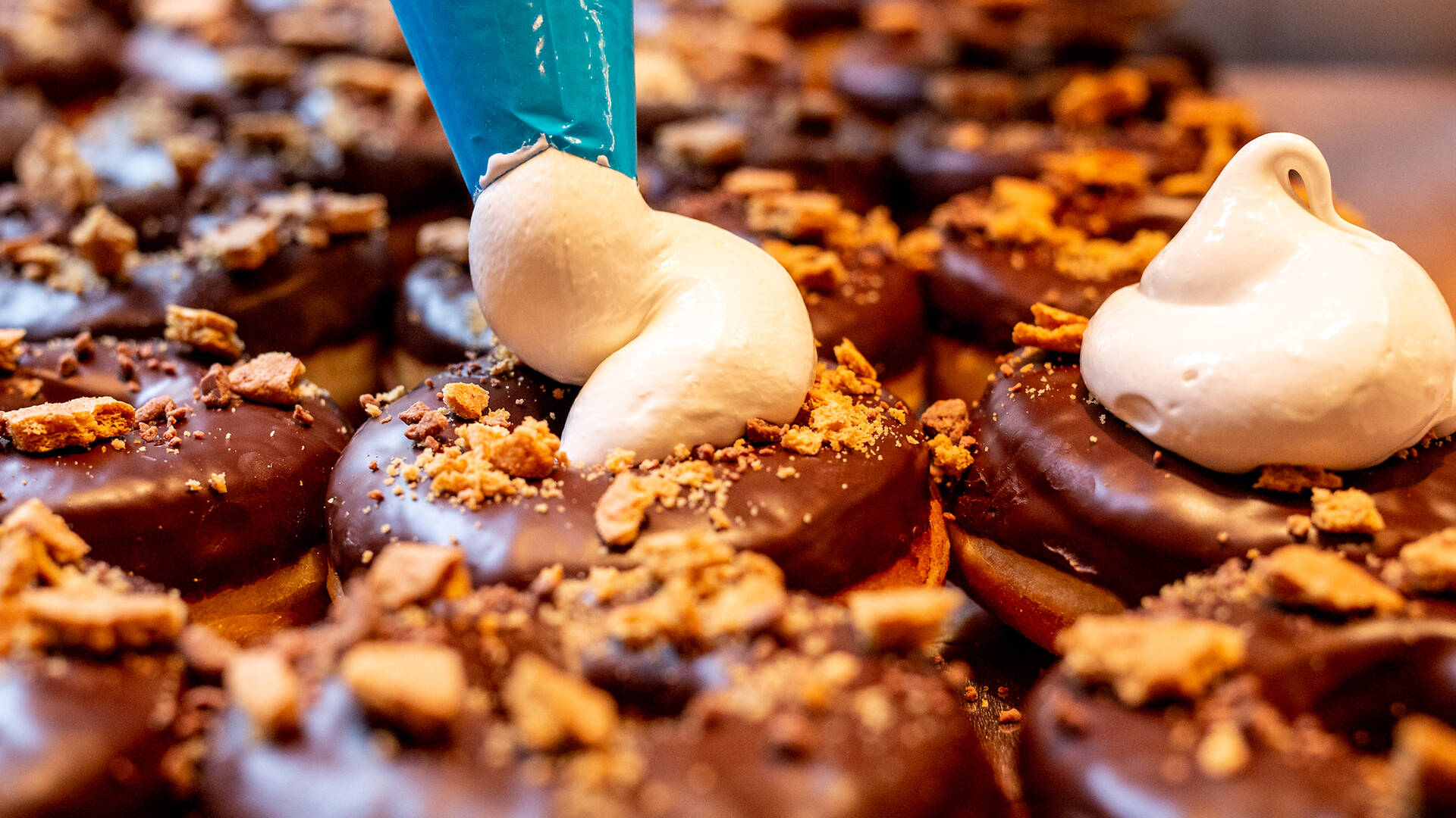 Kerb Seven Dials Market | Restaurants in Seven Dials, London