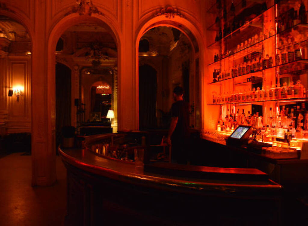 23 Best Clubs in Paris | A Local’s Guide To Paris Nightlife
