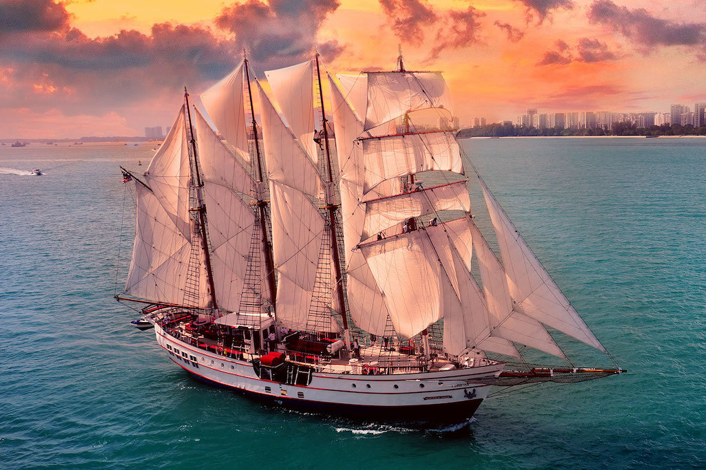 Sail back in time this Christmas onboard the Royal Albatross | Things ...