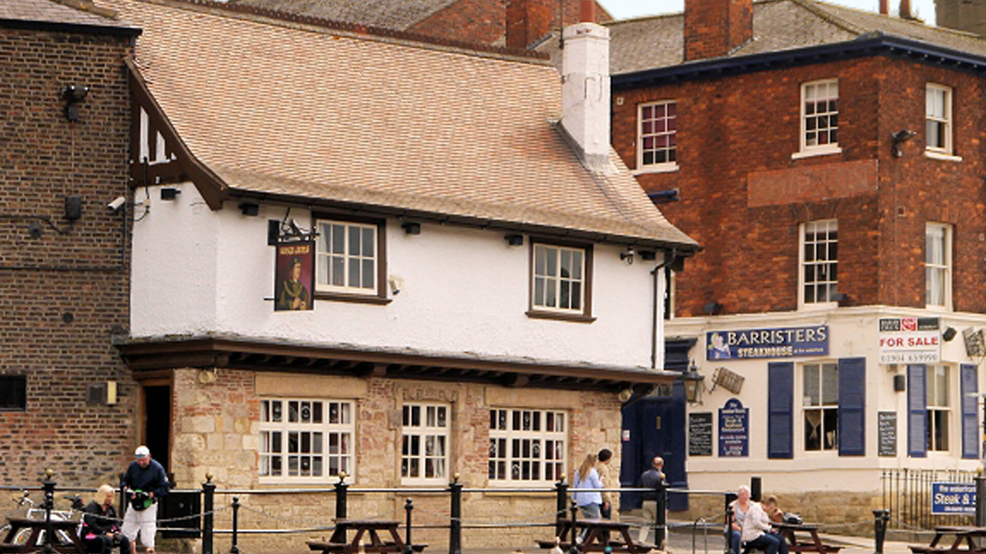 13 Best Pubs In York From Taverns To Taprooms