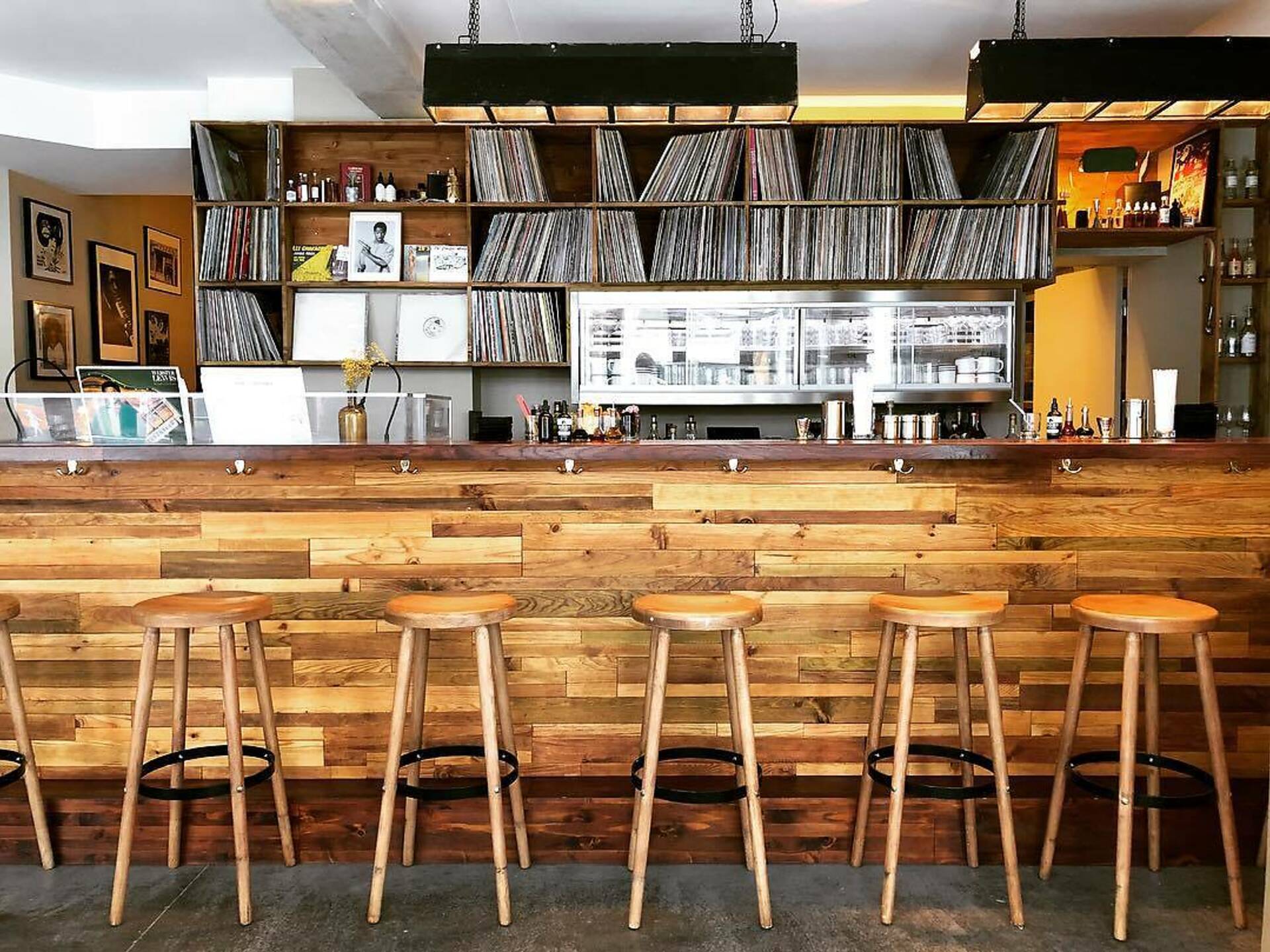 Les meilleurs bars pour danser à Paris | 19 pistes à poncer