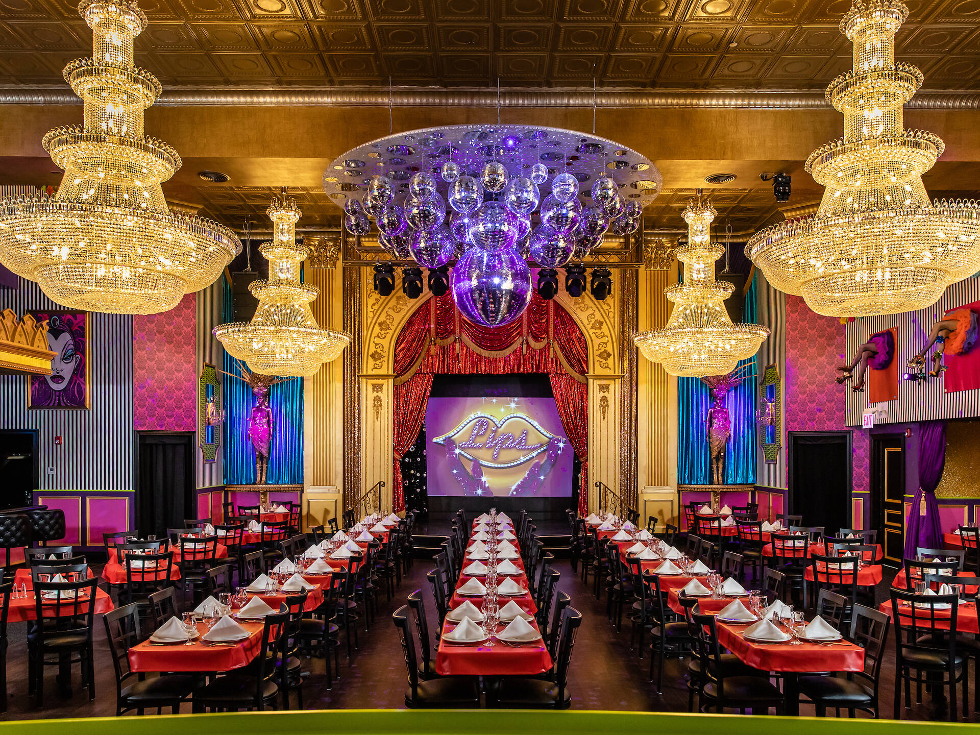 7 Chicago Bars With Live Entertainment