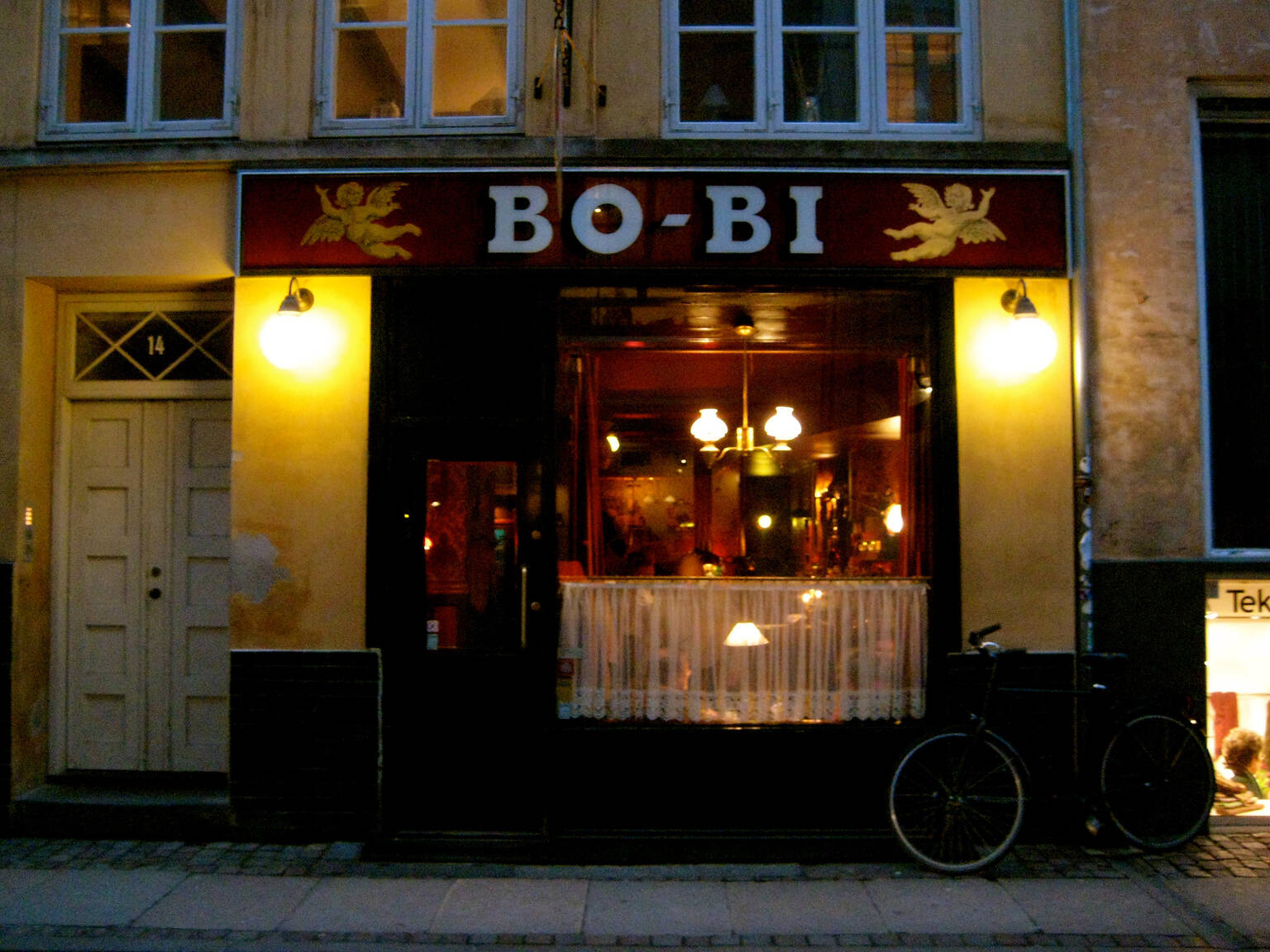 13 Best Nightlife Spots in Copenhagen | Where To Go Out Copenhagen