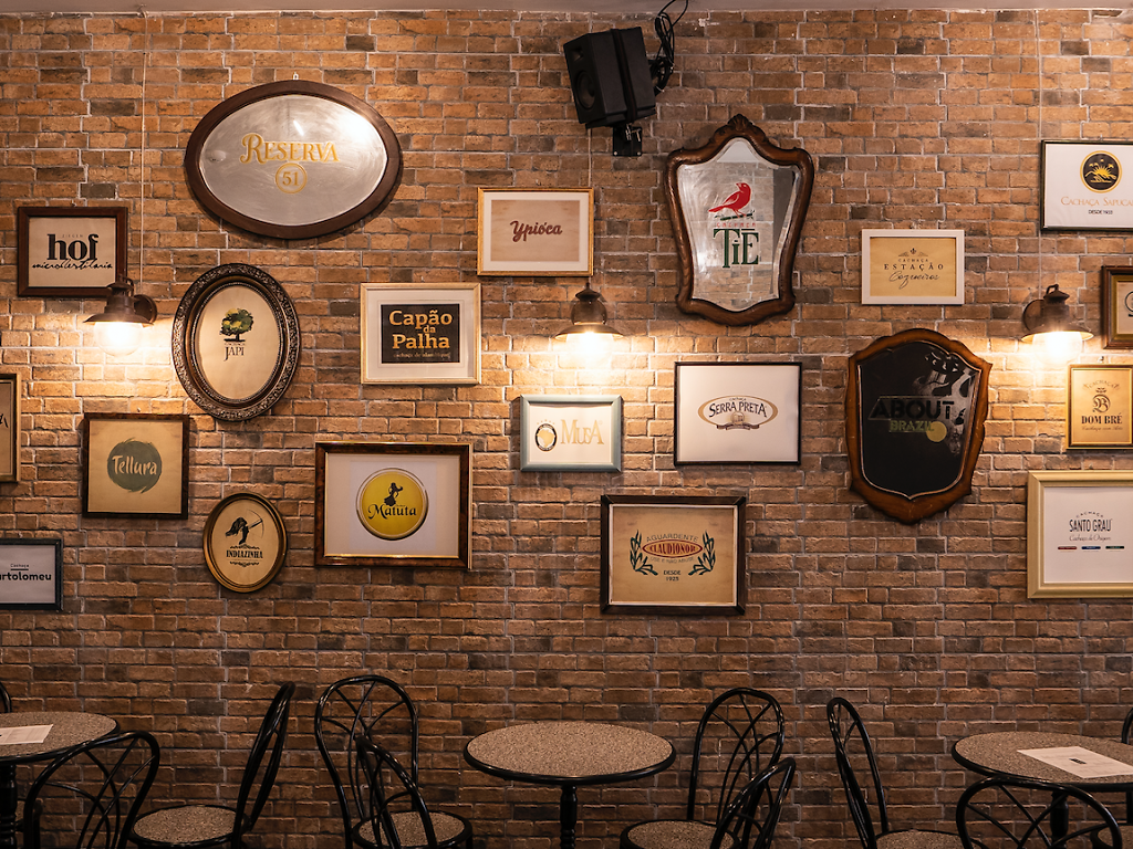 17 Best Bars in Porto Right Now, Picked By Locals