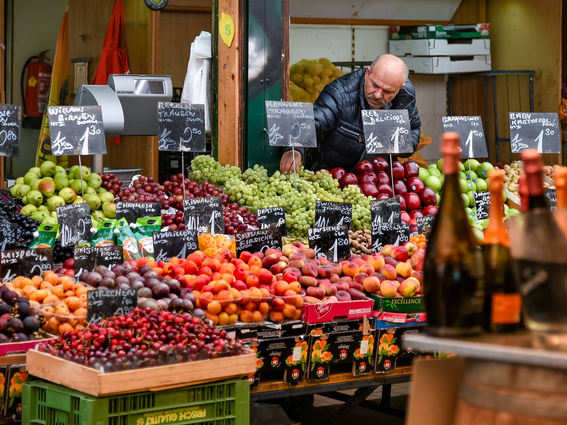 10 Absolute Best Places to Go Shopping in Vienna Right Now