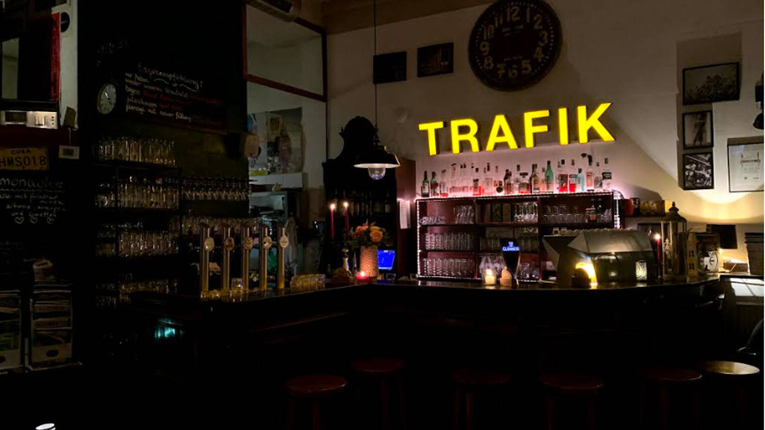 13 Best Cafés in Vienna: Where To Drink Coffee According To Locals