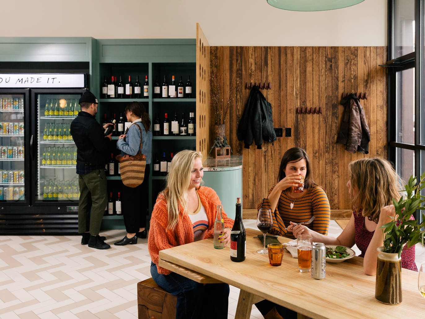 46 Best Bars in Chicago You Should Be Drinking At This Week