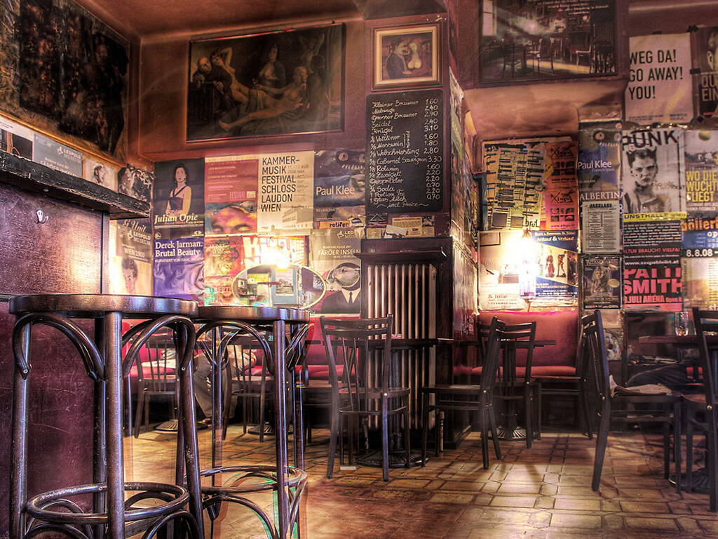 10 Best Nightlife Spots in Vienna to Party All Night, By Locals