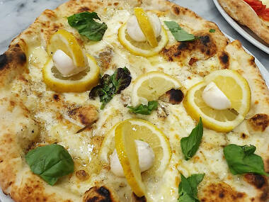 13 Best Pizzerias in Naples, Picked By Locals