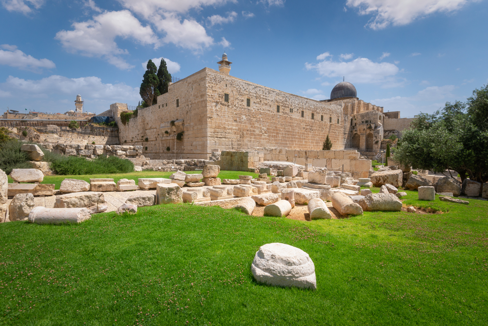 Jewish history Israel – visit famous landmarks like Yad Vashem