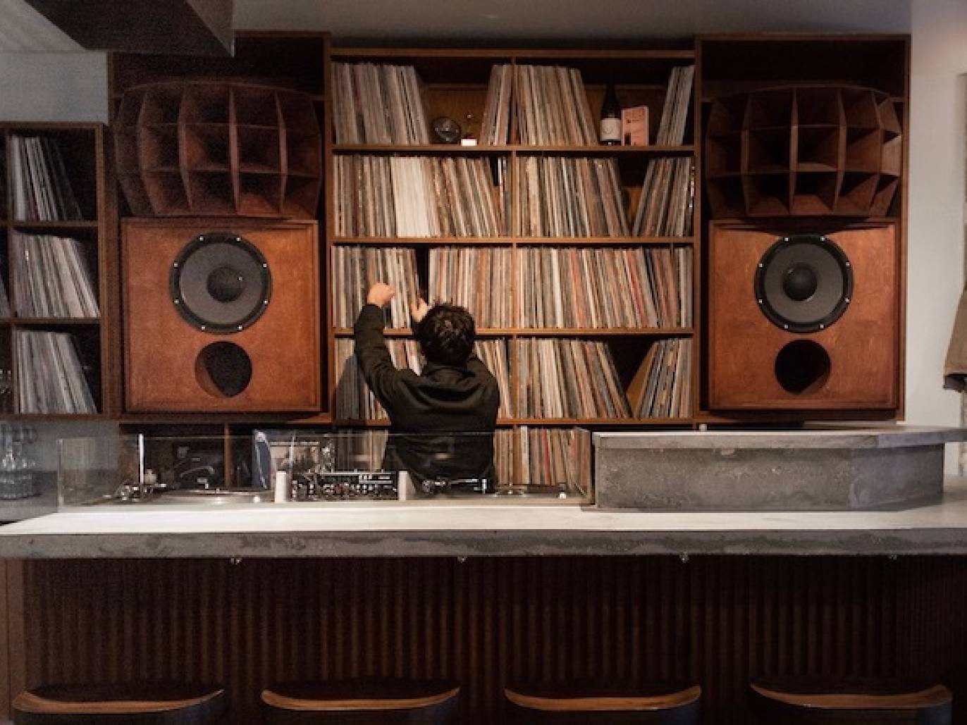 28 Coolest Bars in the World Right Now