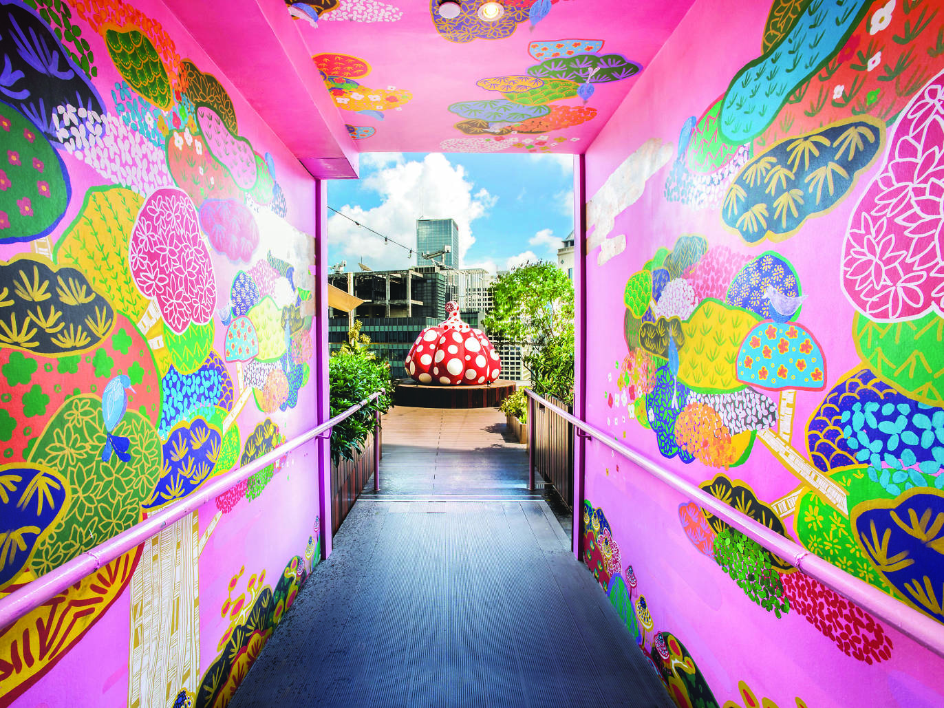 10 Restaurants With Epic Art Collections