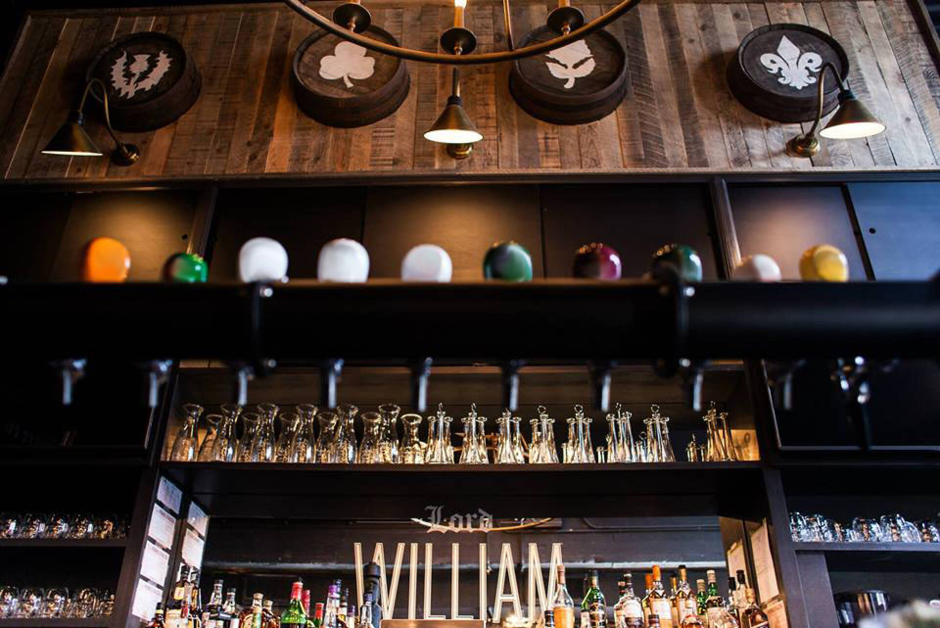 Les meilleurs 31 pubs de Montréal pour vous rincer le bec