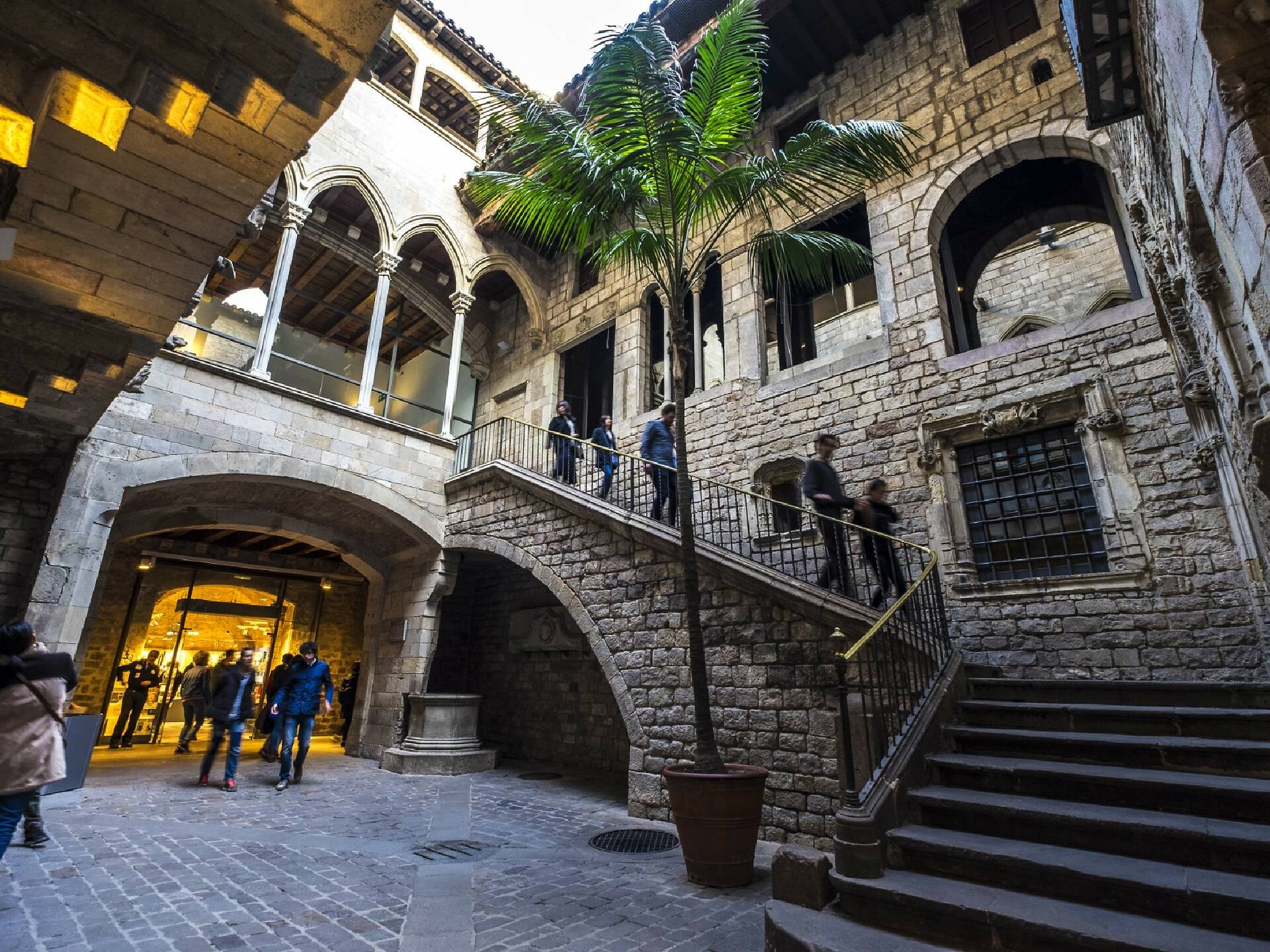 Check Out These Amazing Virtual Museum Tours